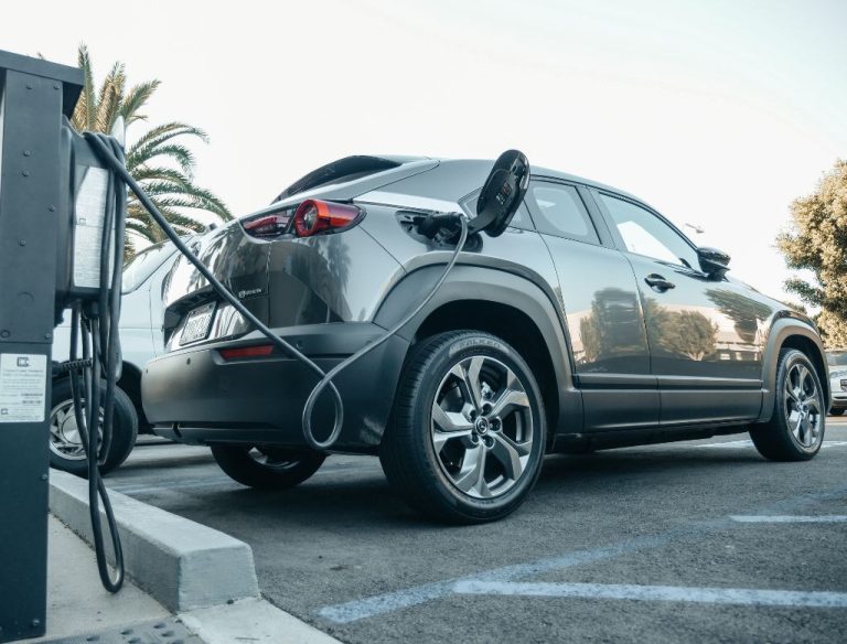 Tesla sänker priserna på privatleasing av Model Y - Elbilsvärlden